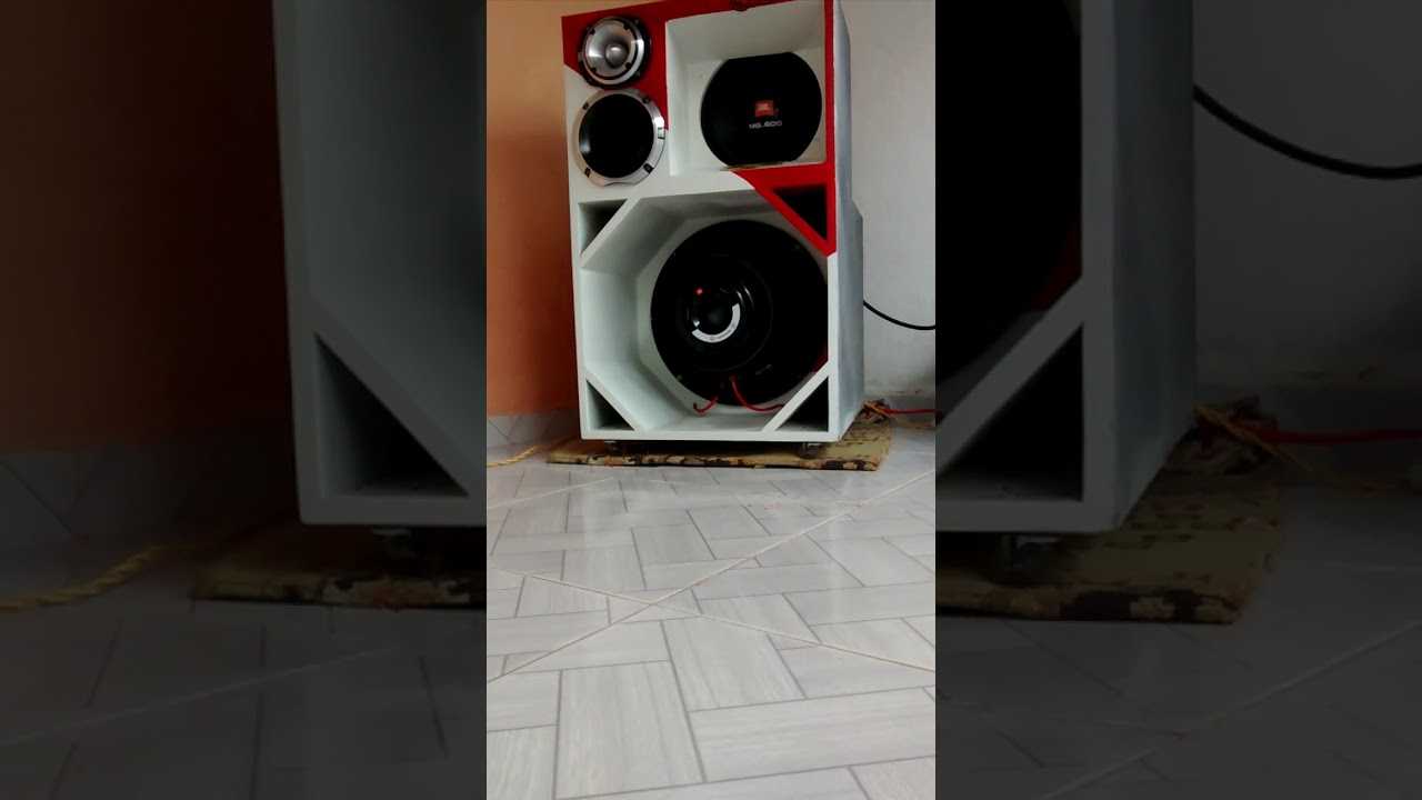 Caixa trio Vulcano HD 3000 - YouTube