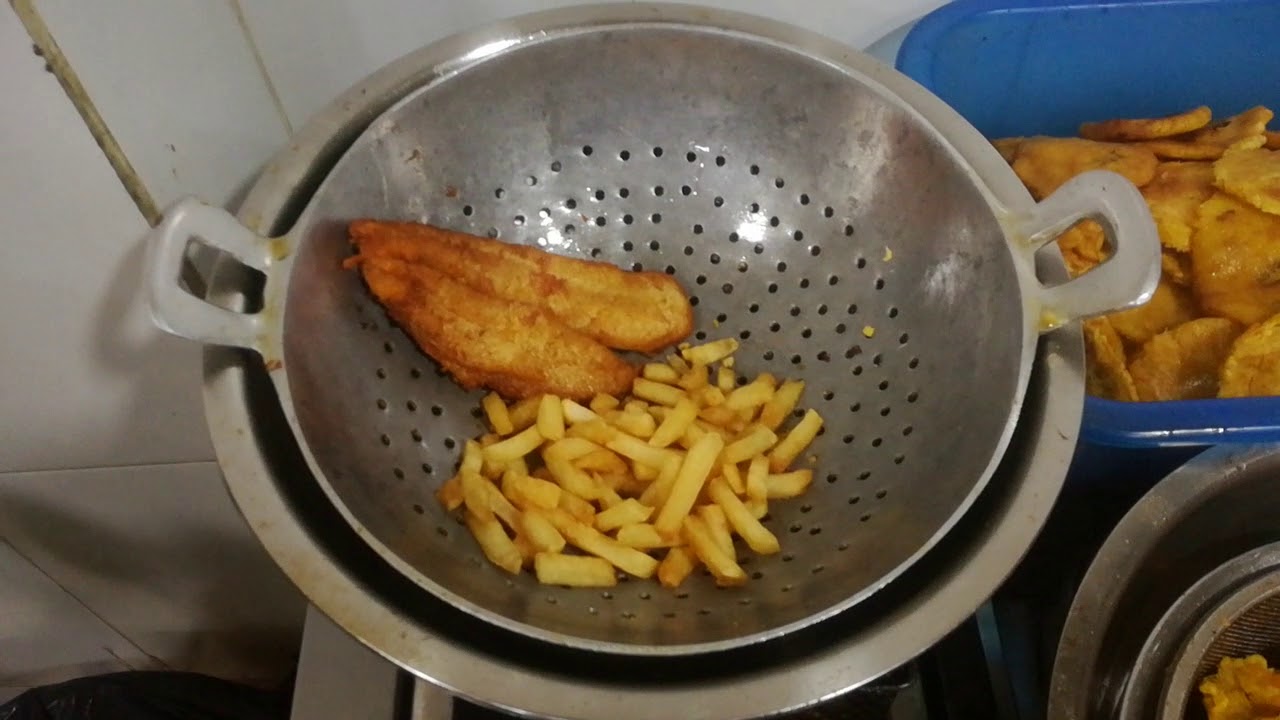 RECETA DE FILETE DE ROBALO APANADO O ASADO - YouTube