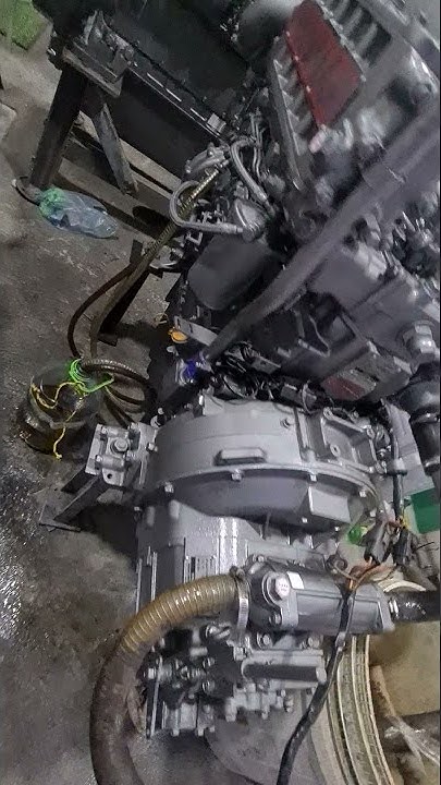 YANMAR 4CHK-HT 110PS - YouTube