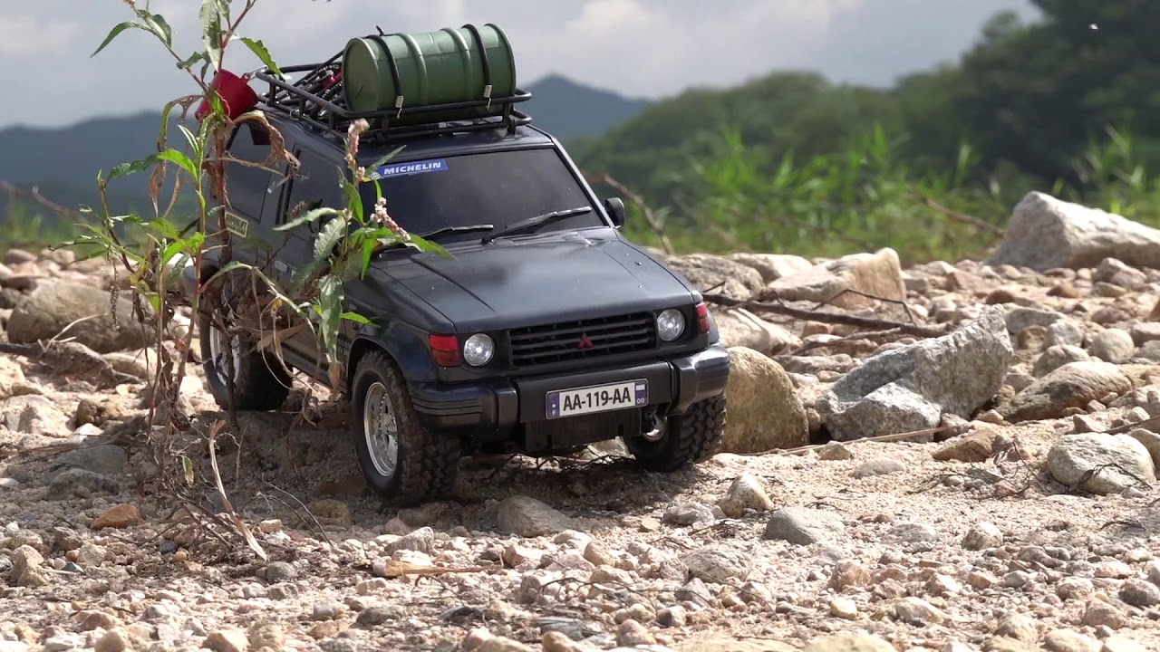 MITSUBISHI PAJERO | Tamiya CC-01 Chassis | A journey with natural ...