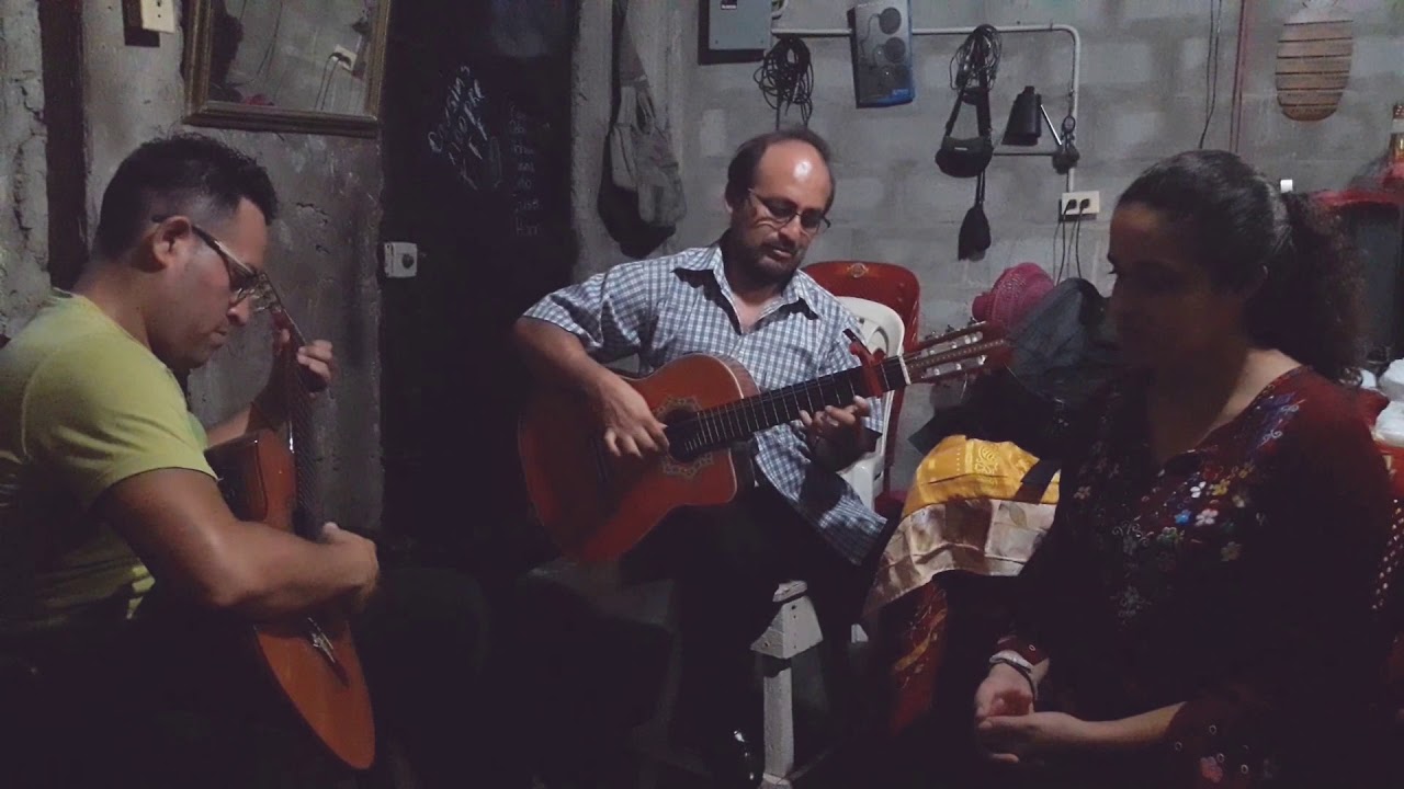 Tesoro Precioso tema de Los Hermanos Devia interpretado por Familia ...