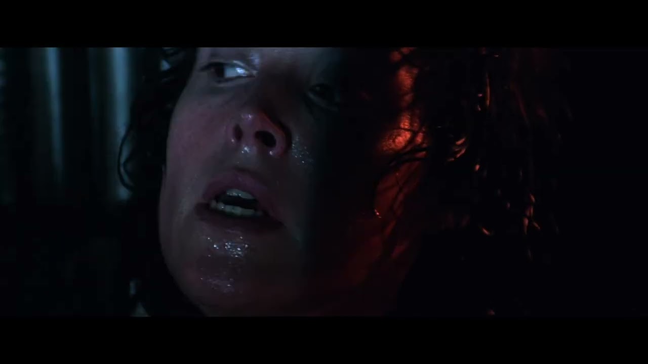 Alien - Ripley's escape [1/5] - YouTube