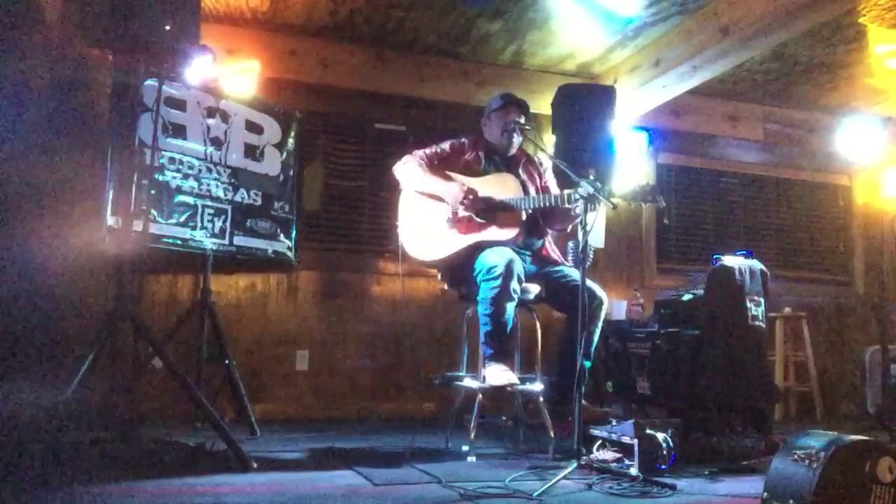 Holdin' Diamond Rio cover by BUDDY VARGAS - YouTube