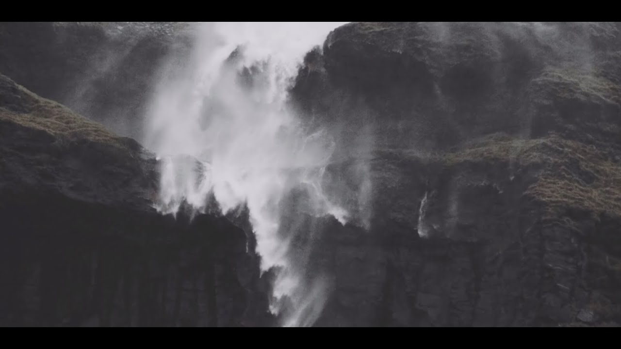 Undir Ísnum V - YouTube Music