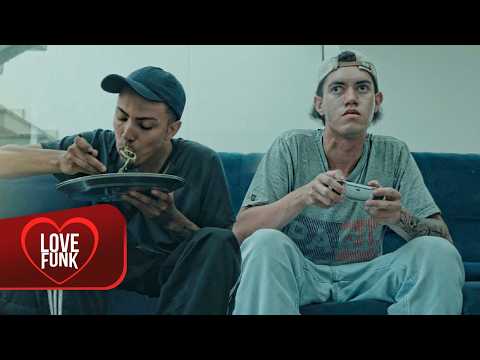 EU SÓ DE CANTO OBSERVANDO ESSA SALADA - MC Cebezinho e DJ Yuri Pedrada (Love Funk)