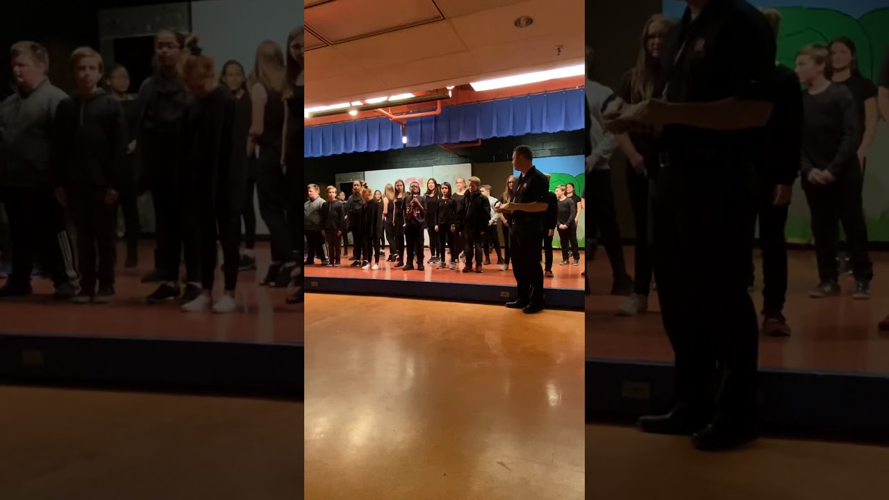 Puck’s final monologue - YouTube