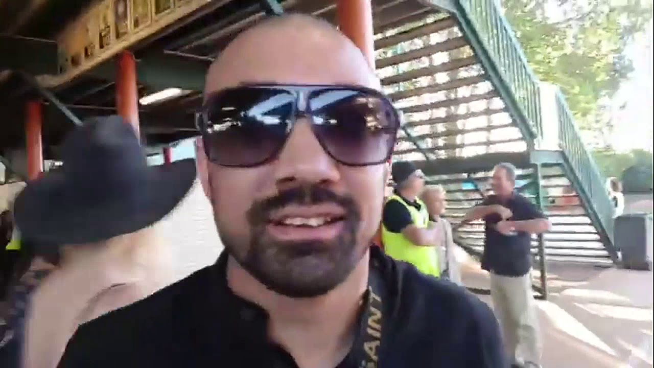 Aussie IRL Streamer Presses Creep Fight Nearly Happens - YouTube