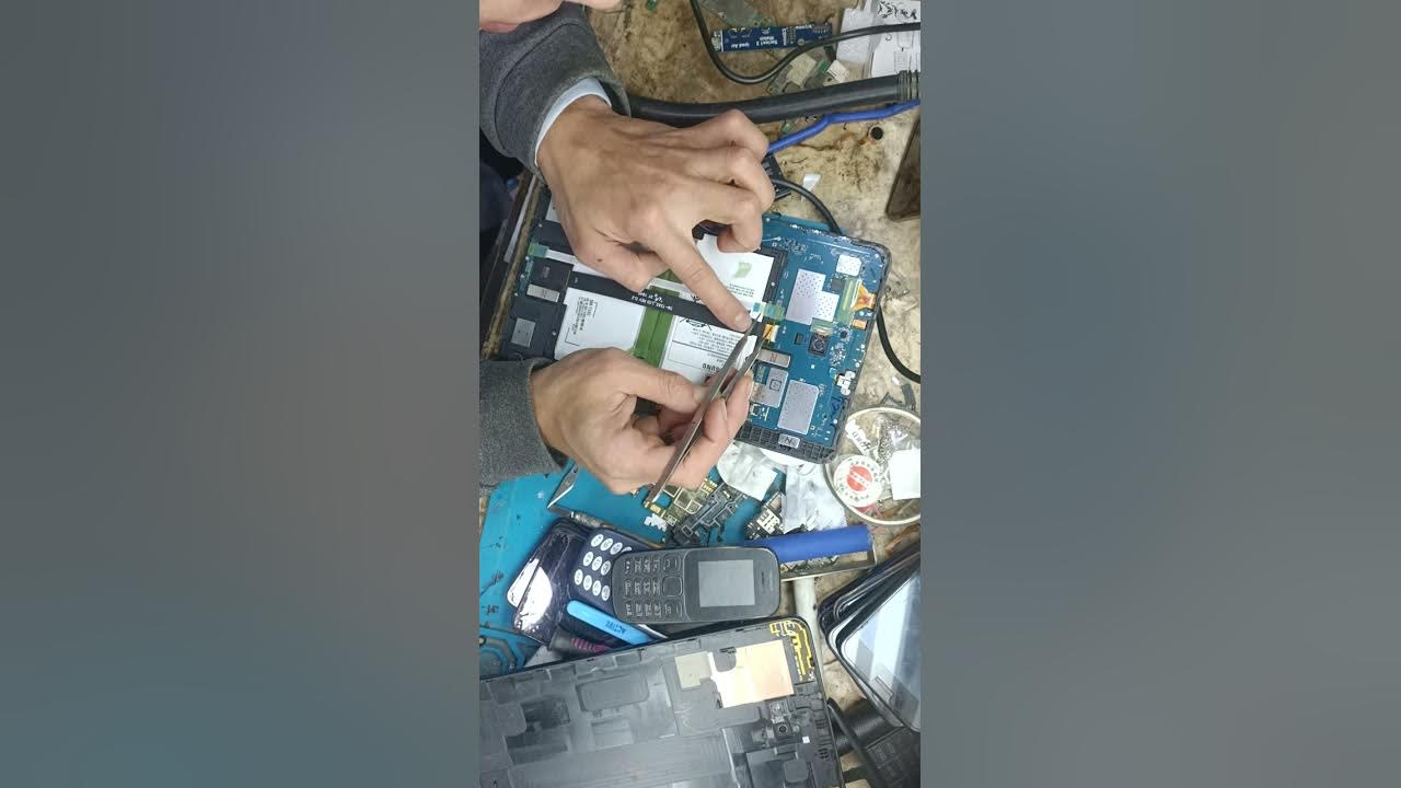 عطل اضاءه سامسونج T585 تابلت المدارس تابلت الثانويه العامه Youtube