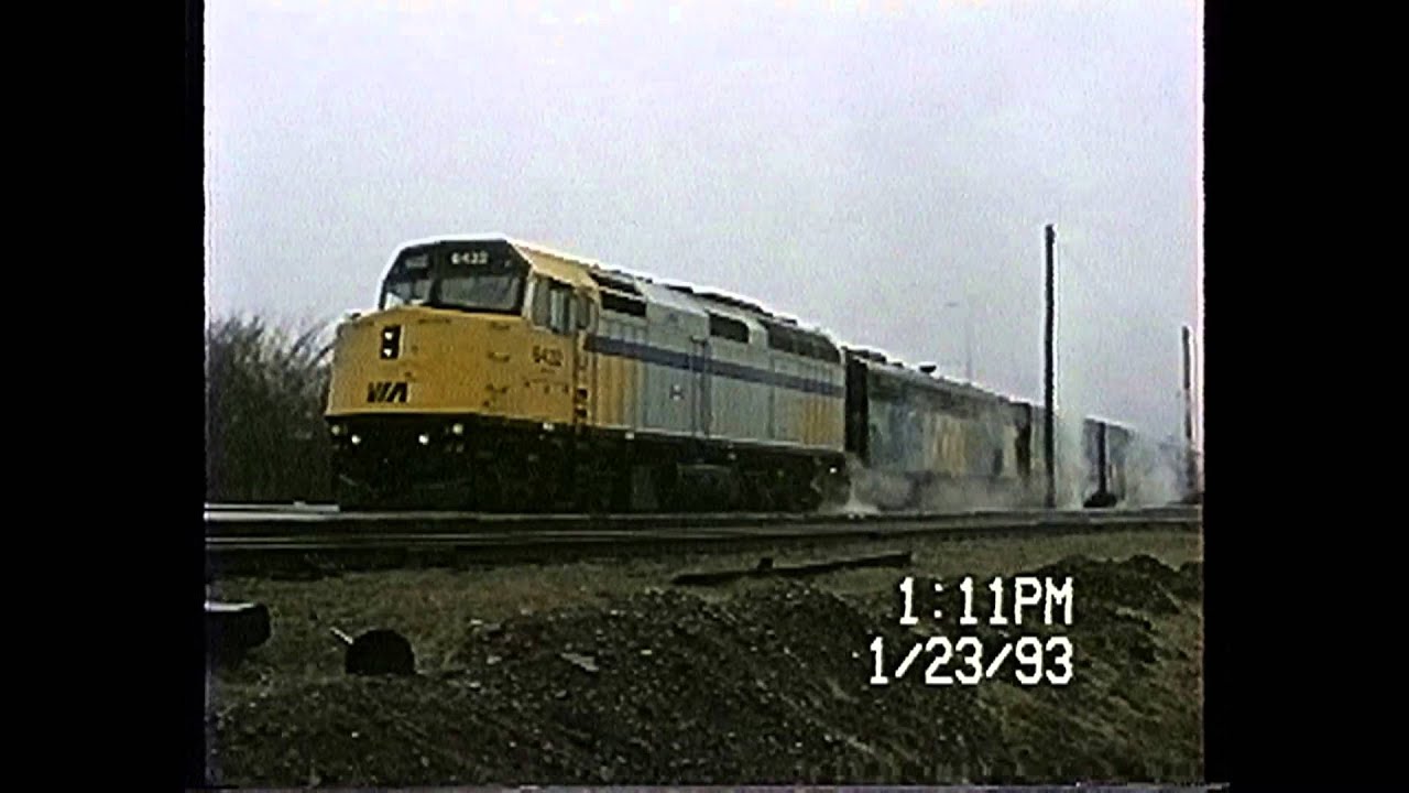 VIA's FP9Aus 1991-1993 - YouTube