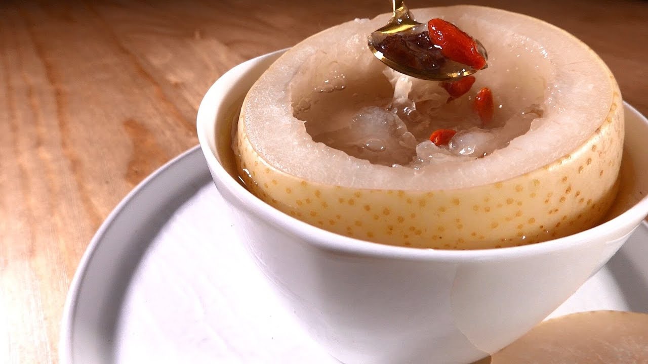 Chinese Dessert: Steamed Asian Pear with Rock Sugar | 儿时温暖回忆，秋冬必备冰糖雪梨盅 ...