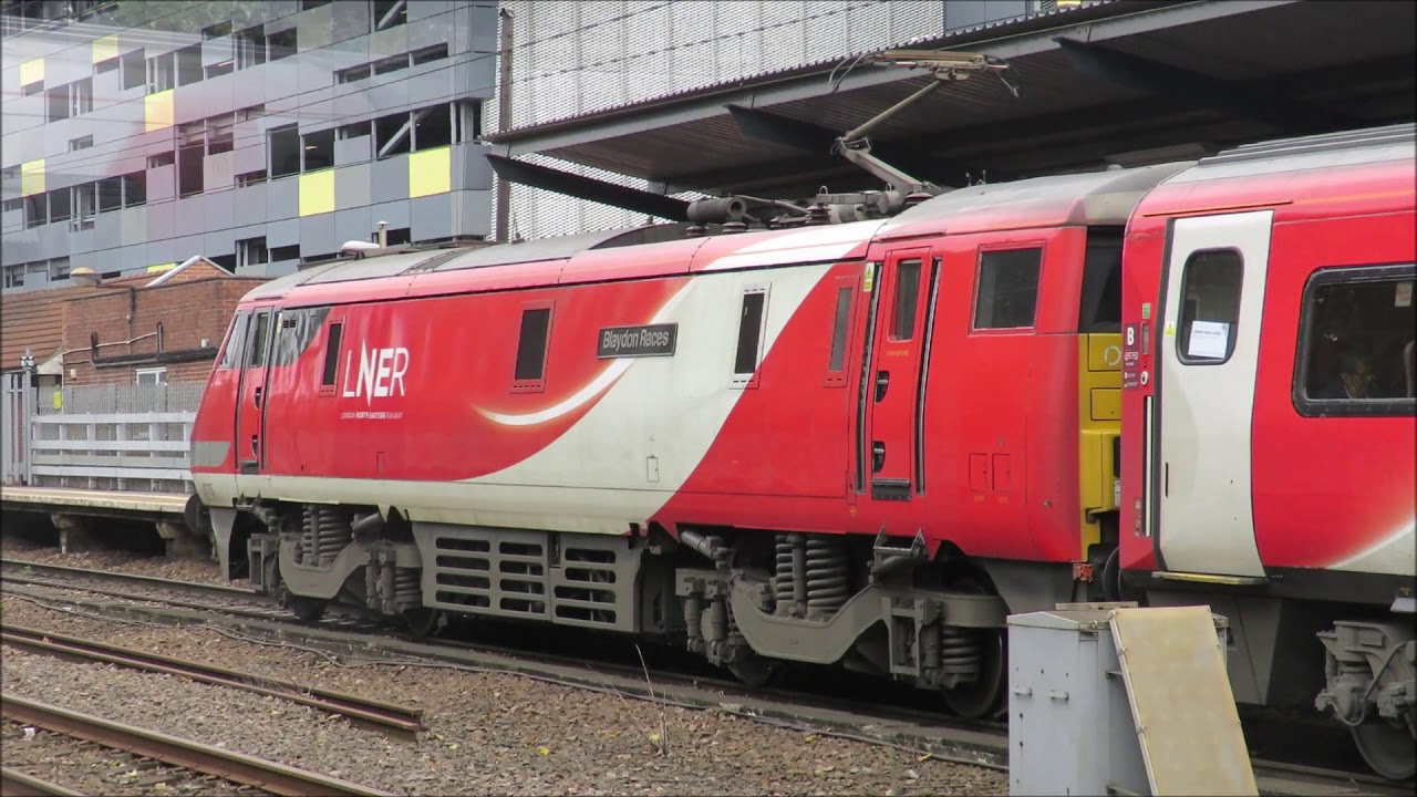 Class 82226 & 91115 - LNER - Wakefield - 15.10.2018 - YouTube
