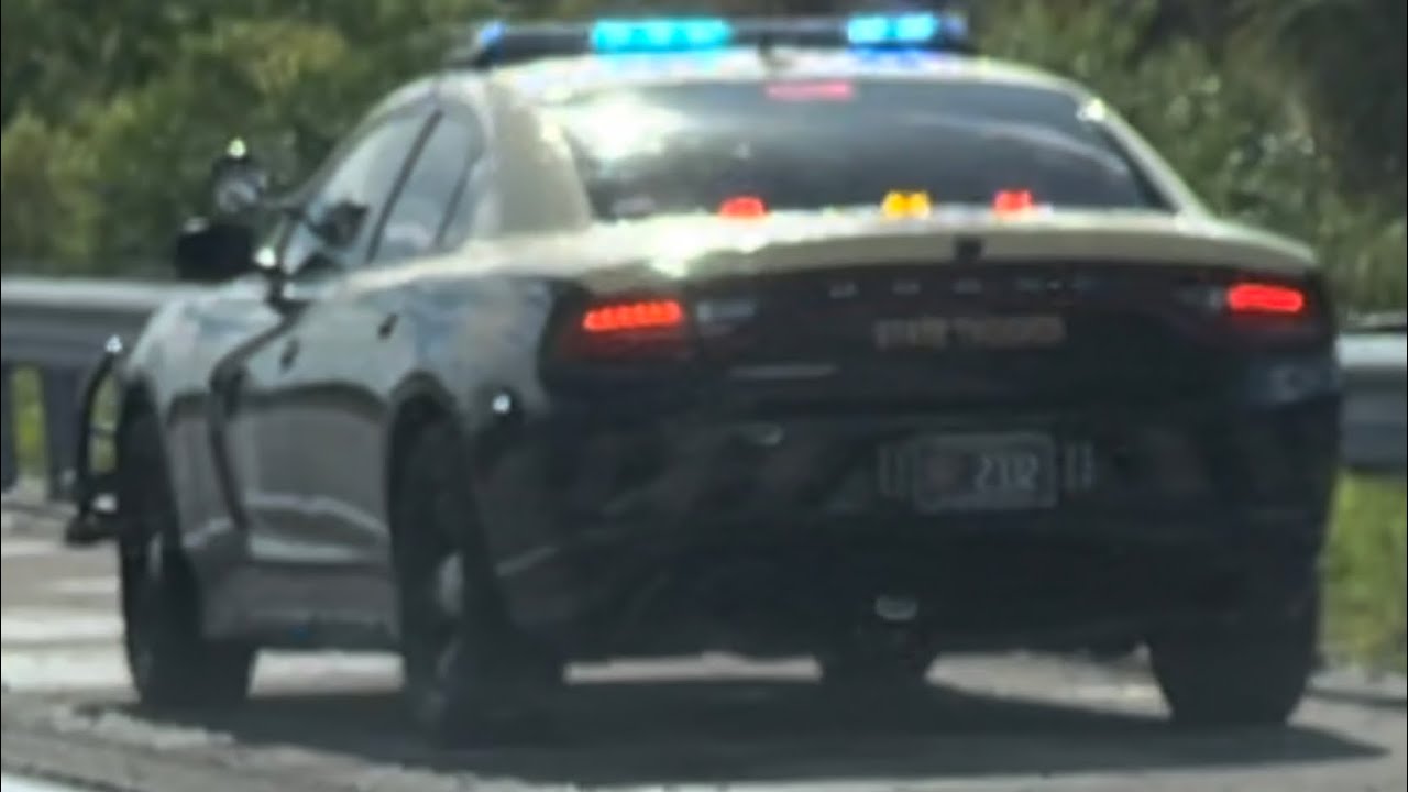 Florida Highway Patrol Dodge Charger on a Traffic Job - YouTube