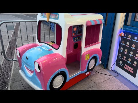 Hank’s Ice Cream Van Kiddie Ride (RG Mitchell) - YouTube
