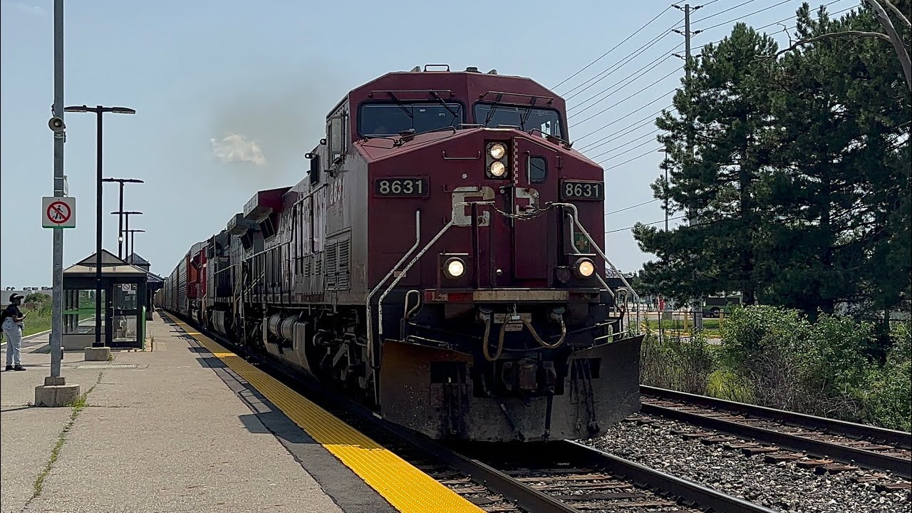 (Horn salute, KCSM Gray Ghost!) CPKC train 137 west at Meadowville GO ...