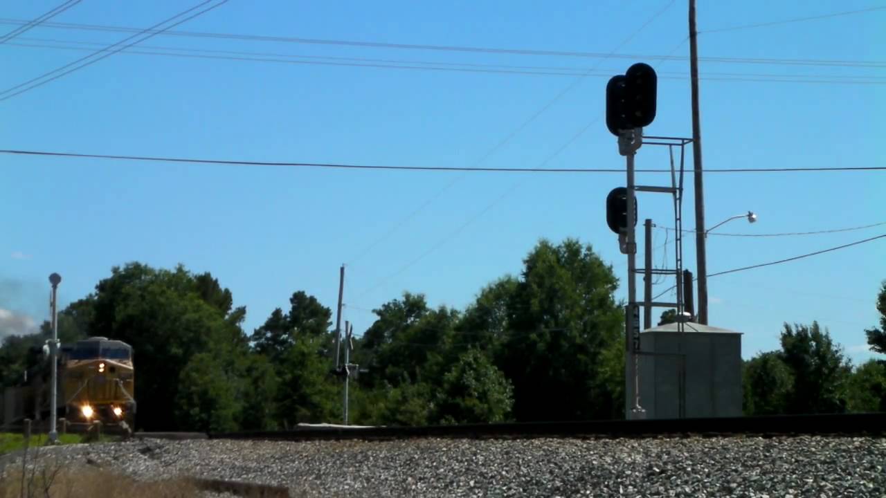 UP 6697 on the KCS in Ashdown, Ar. 06/27/2010 © - YouTube