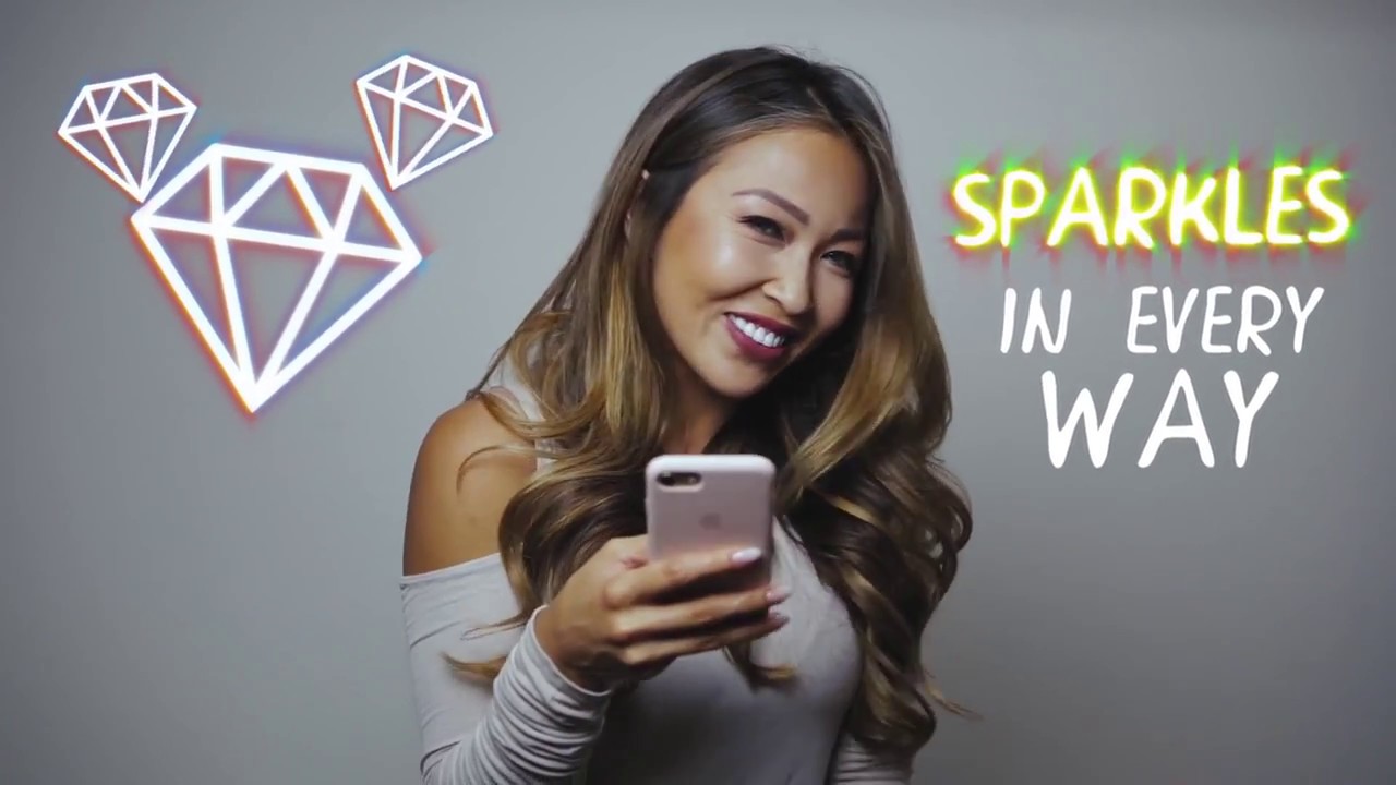 Models Read DMs | Liz Kara - YouTube