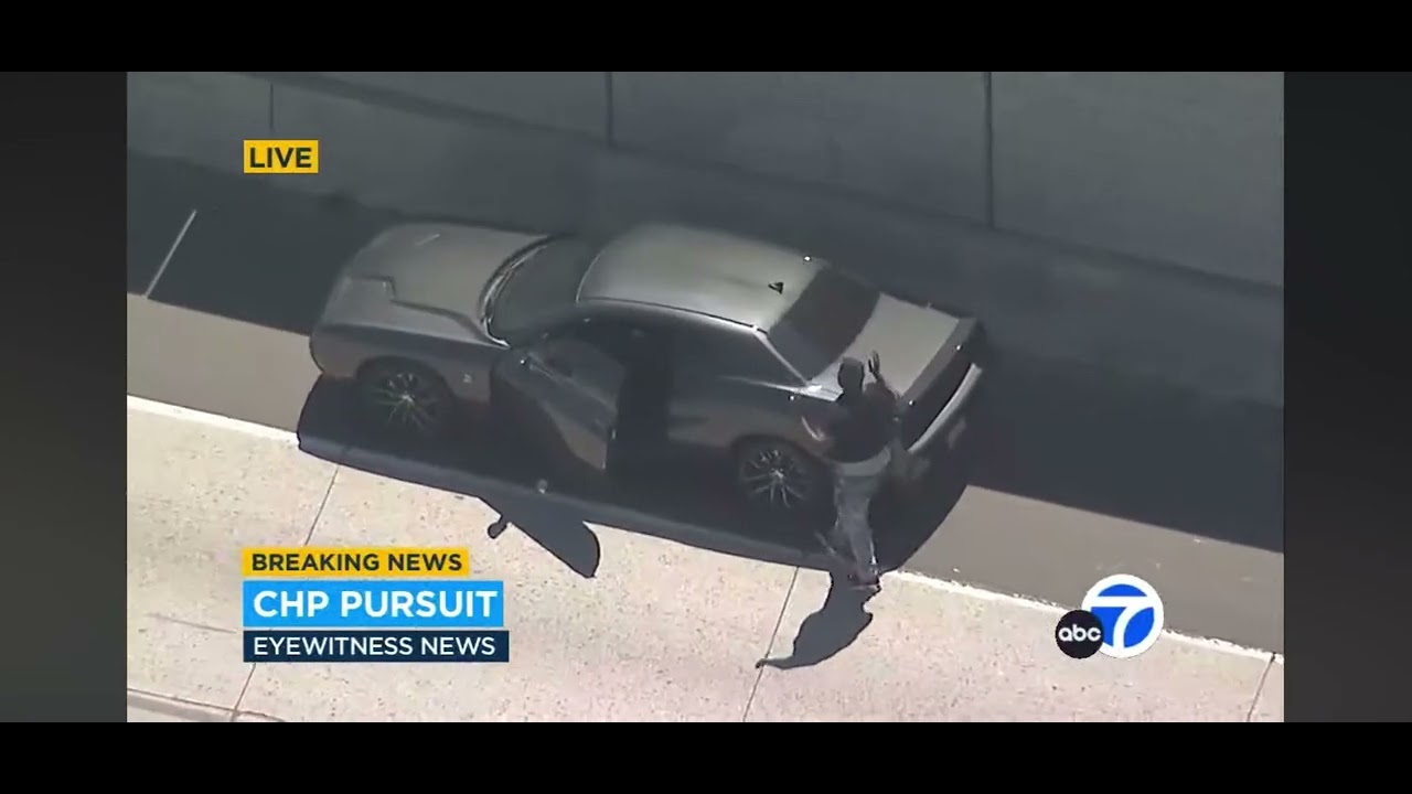 Dodge charger try to escape LAPD - YouTube