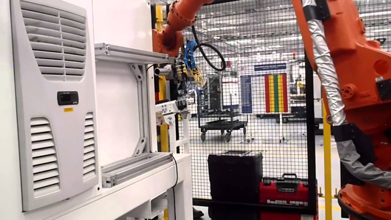 Laser Marking Cell with Nachi Robot by PID Neumatica - YouTube