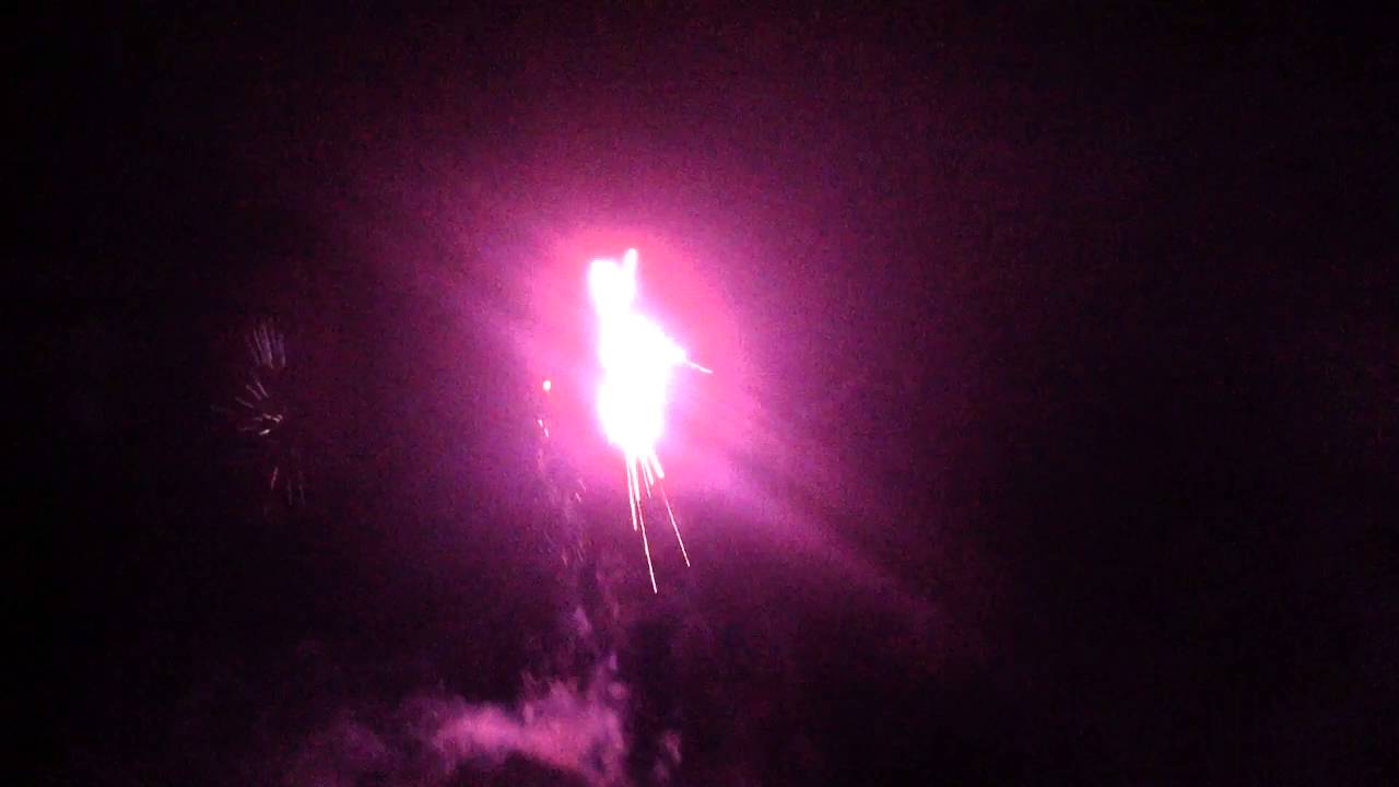 benwell fireworks black hole 25 shot barrage 2015/16 - YouTube