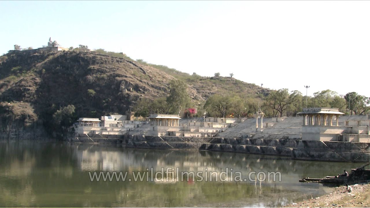 View of Rajsamand lake from Kankroli temple - YouTube