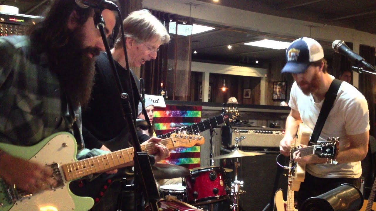 Phil Lesh "Box of Rain" 02-02-14 - YouTube