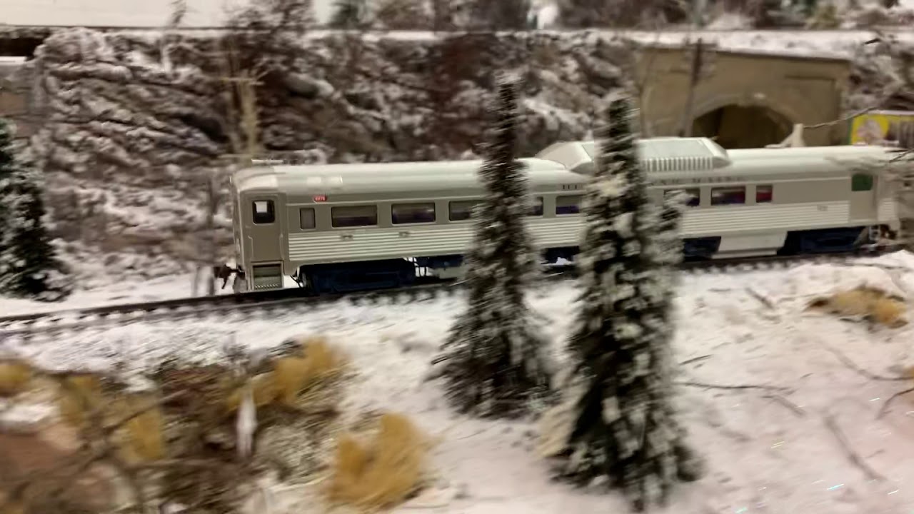 Winter train display layout part 10 - YouTube