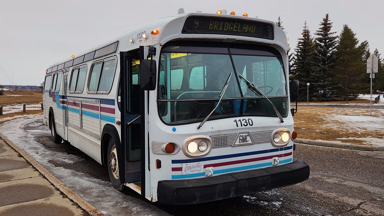 42 Year Old City Bus! Riding a Vintage Antique GM New Look Transit Bus ...