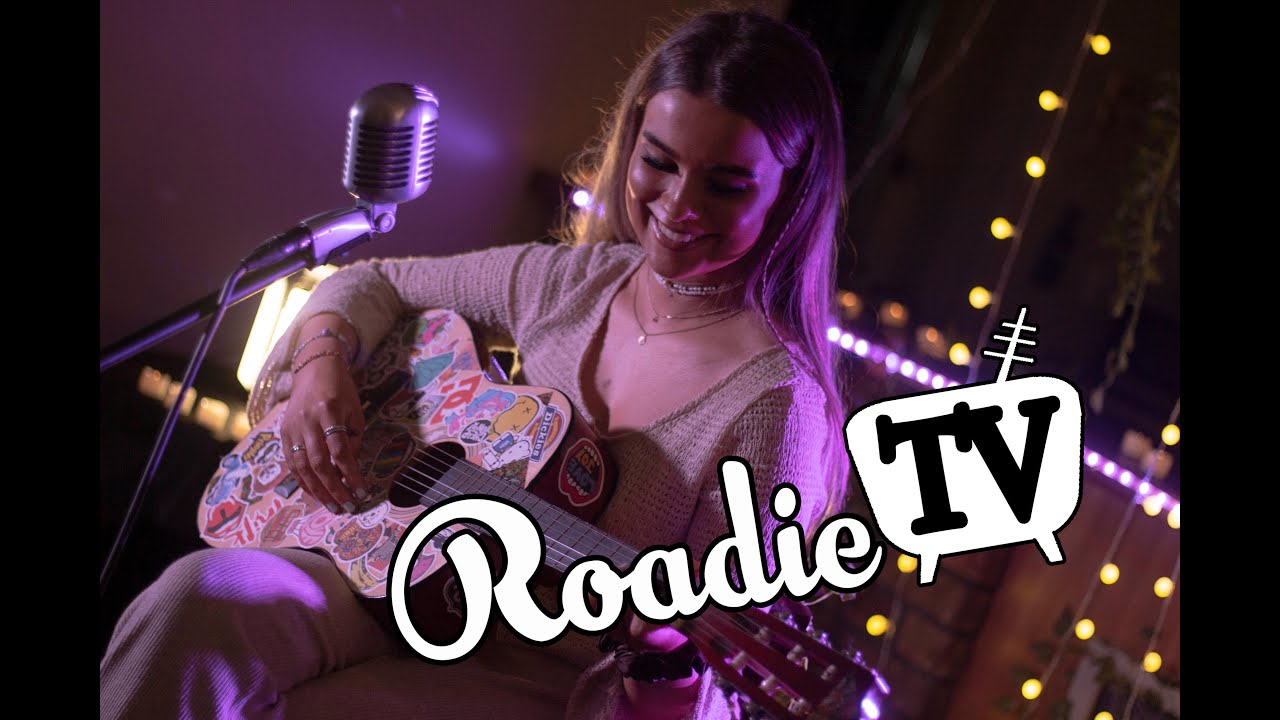 TABITHA SMYTH // What You Know (Two Door Cinema Club Cover) // ROADIE TV / THE STABLE SESSIONS ...