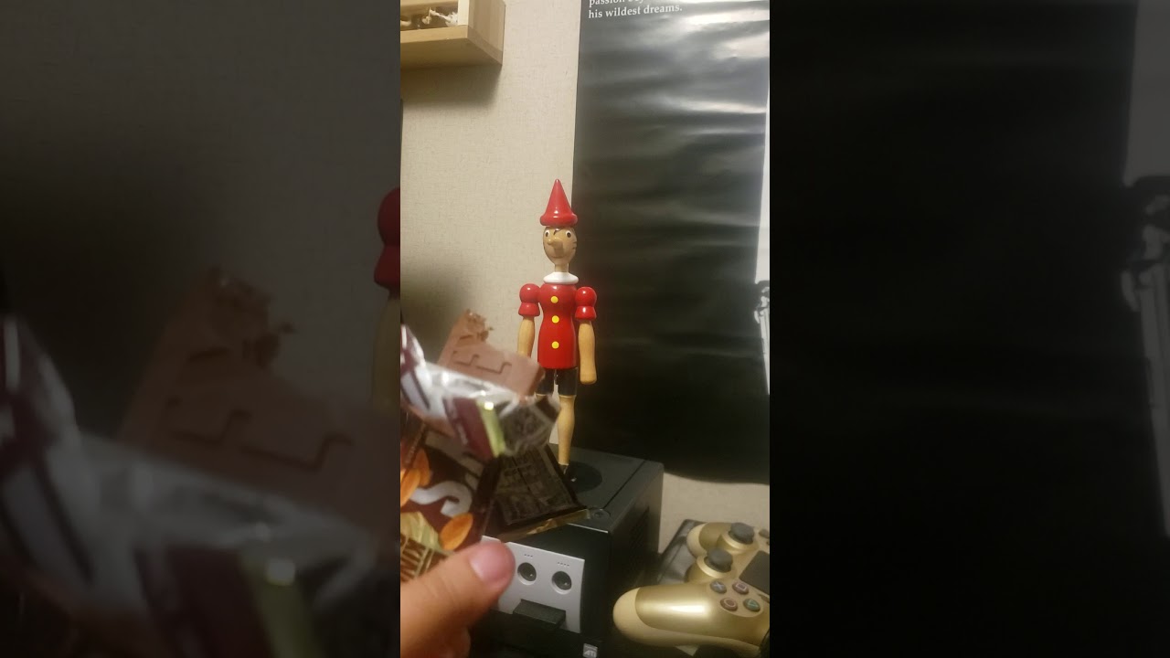 My favorite puppet loves my favorite chocolate - YouTube