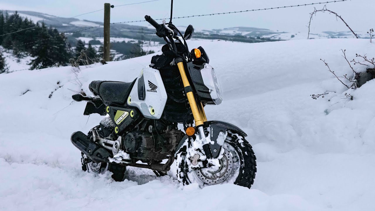 How to Ride your Motorcycle in the Snow - YouTube