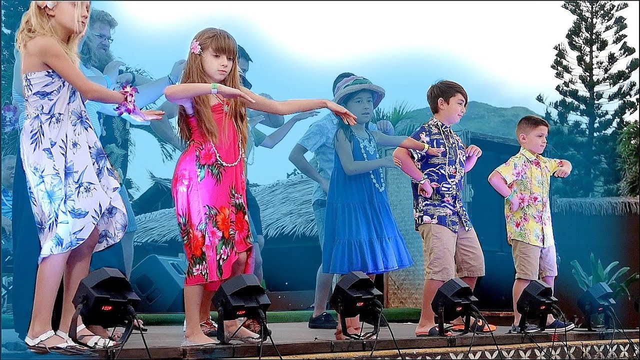 My kids performed ON STAGE at a Luau! - YouTube