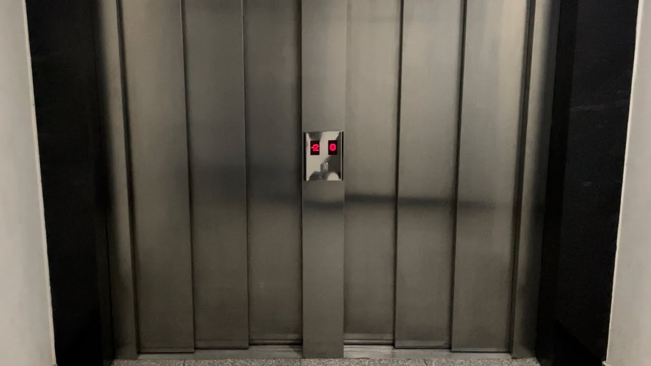 Three speed doors! 2015 EuroProst Elevators at residential building ...