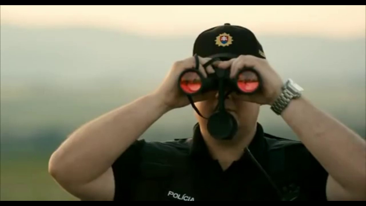 Tacho trailer - YouTube