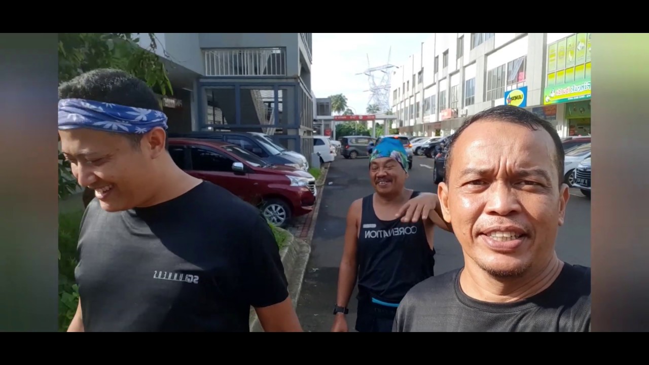 Running: Stasiun Cisauk melintasi Sky Bridge ke Pasar Modern Intermoda ...