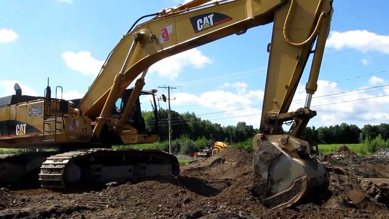 Caterpillar 365C L - YouTube