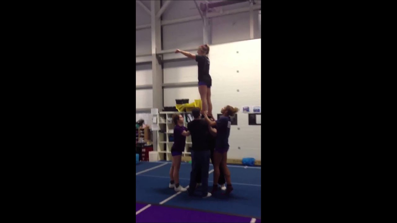 Double down Cheerleading stunt - YouTube