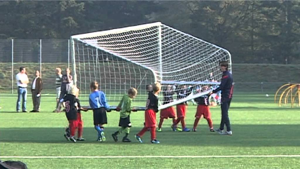 2011 10 16 6 jarige bram rovers naar psv lange versie - YouTube