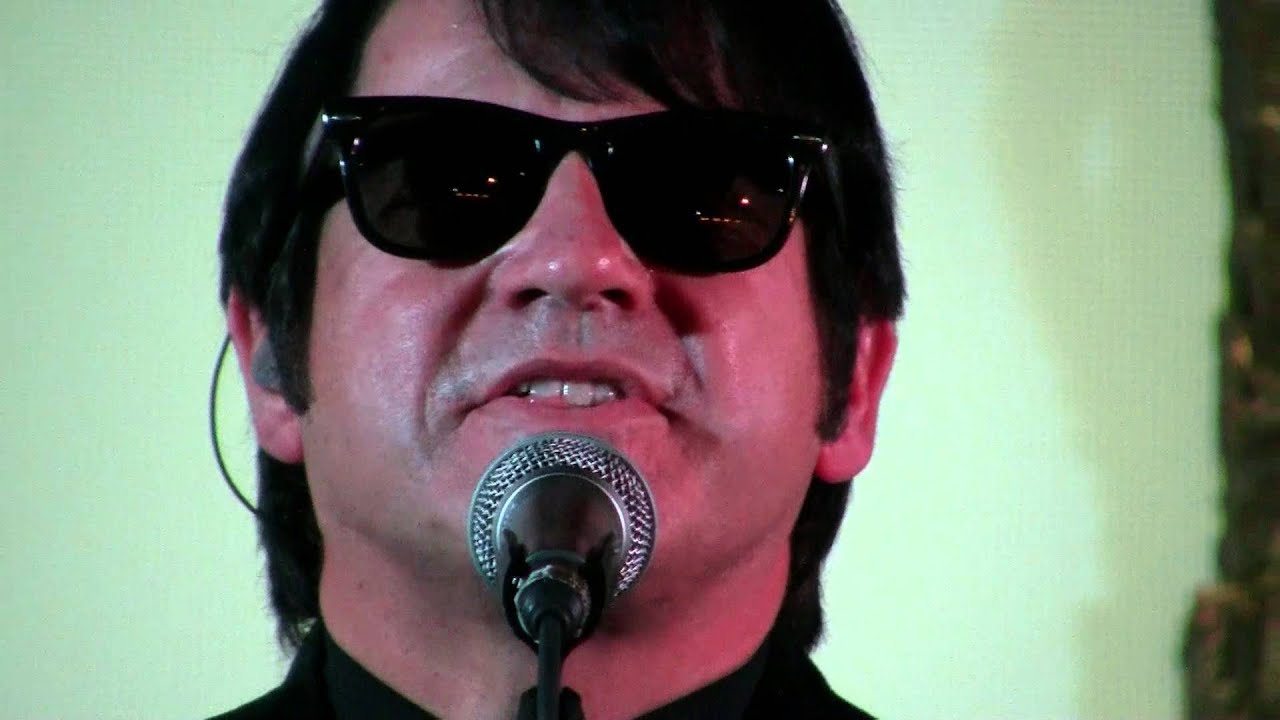 You Got It - Barry Steele sings Roy Orbison - YouTube