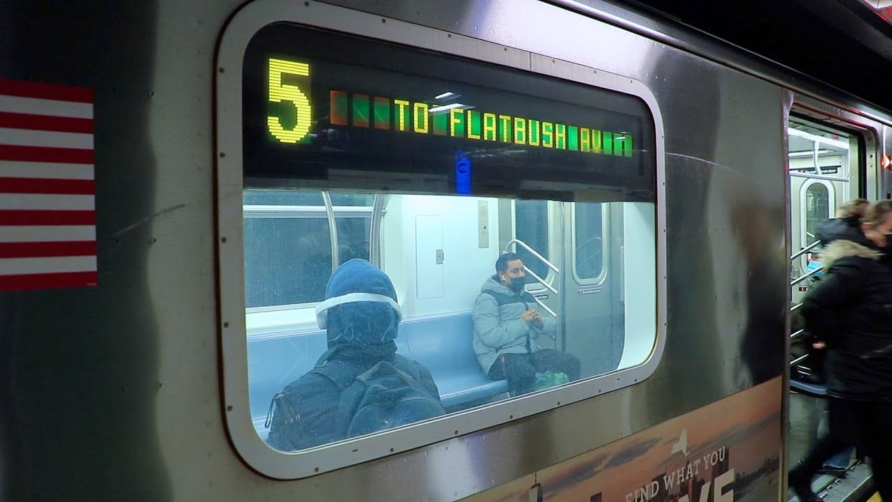 MTA New York City Subway: Brooklyn-bound R142 5 Train at the 59th ...