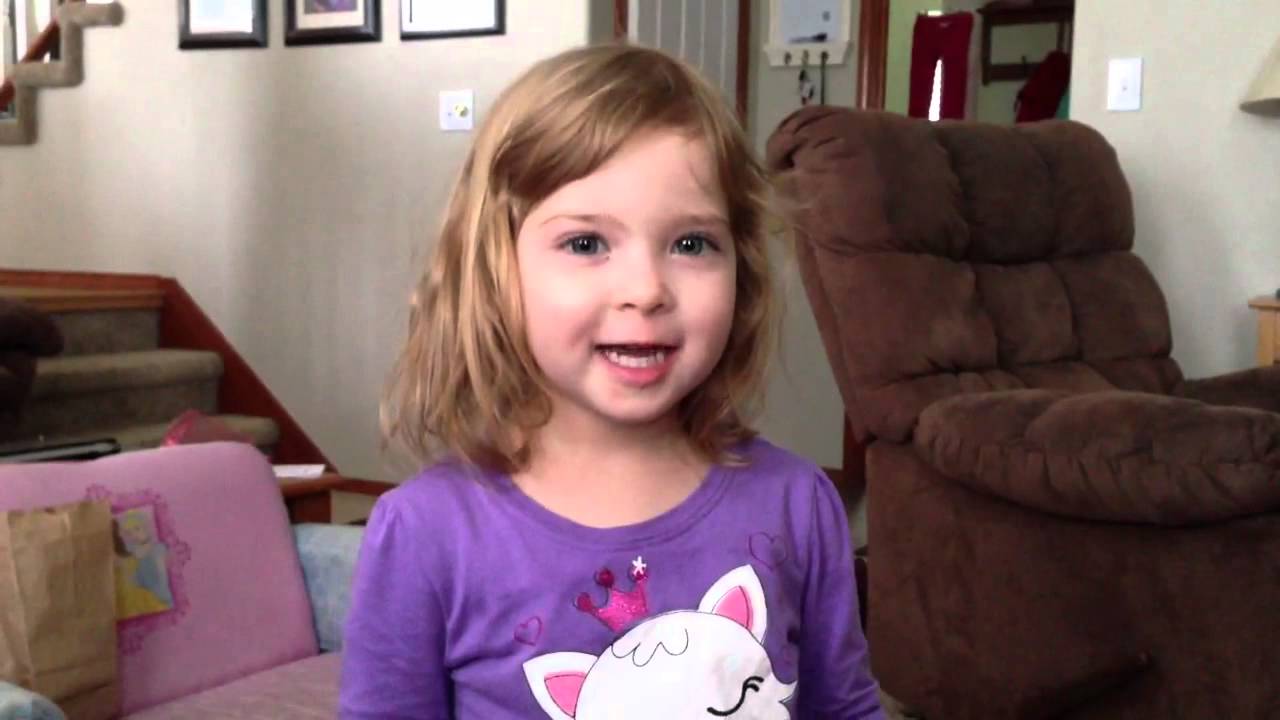 Emily sings the ABC's - YouTube