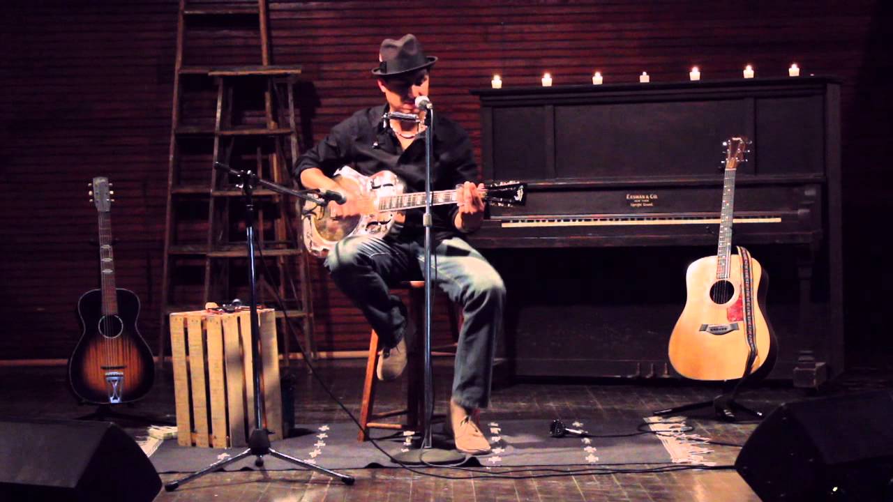 Atlantis Red - Ramblin' - YouTube