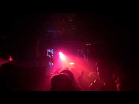 Mr. Dero & Klumzy Tung @ The Loft Vienna (13.12.2014)