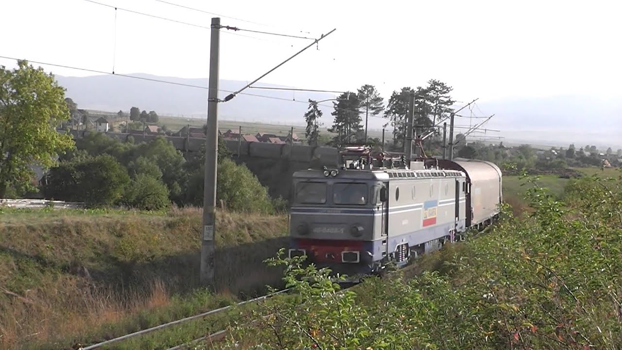 CFR Marfa trece spre Ghimes - YouTube CFR Marfa trece spre Ghimes - YouTube
