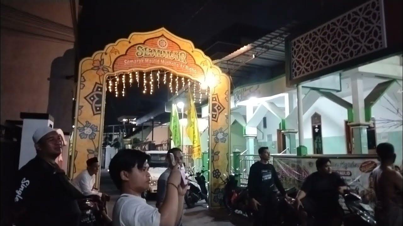 memperingati Maulid Nabi Desa mlati Lor mengadakan kirab bersama - YouTube
