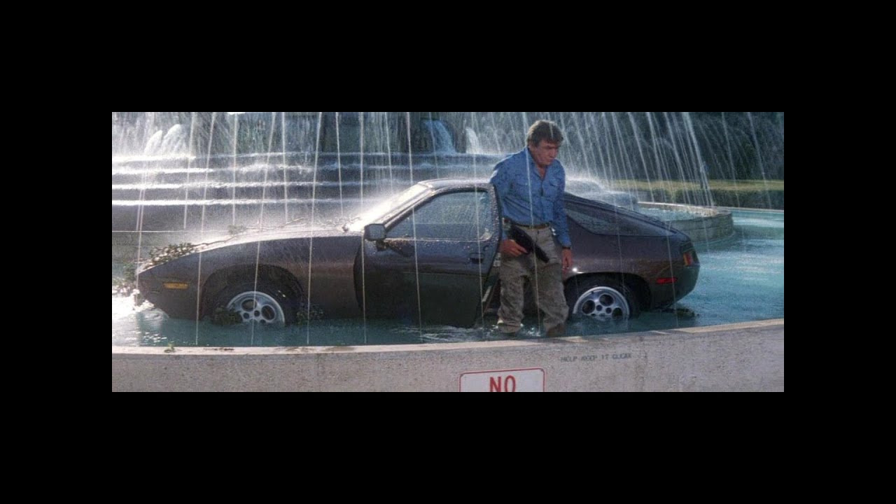Looker (1981). HD. Larry Parks His Car In The Fountain. - YouTube