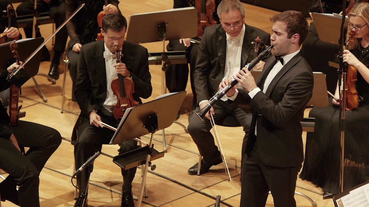 Sérgio Pires - J. Stamitz - Concerto for Clarinet and Orchestra in B ...