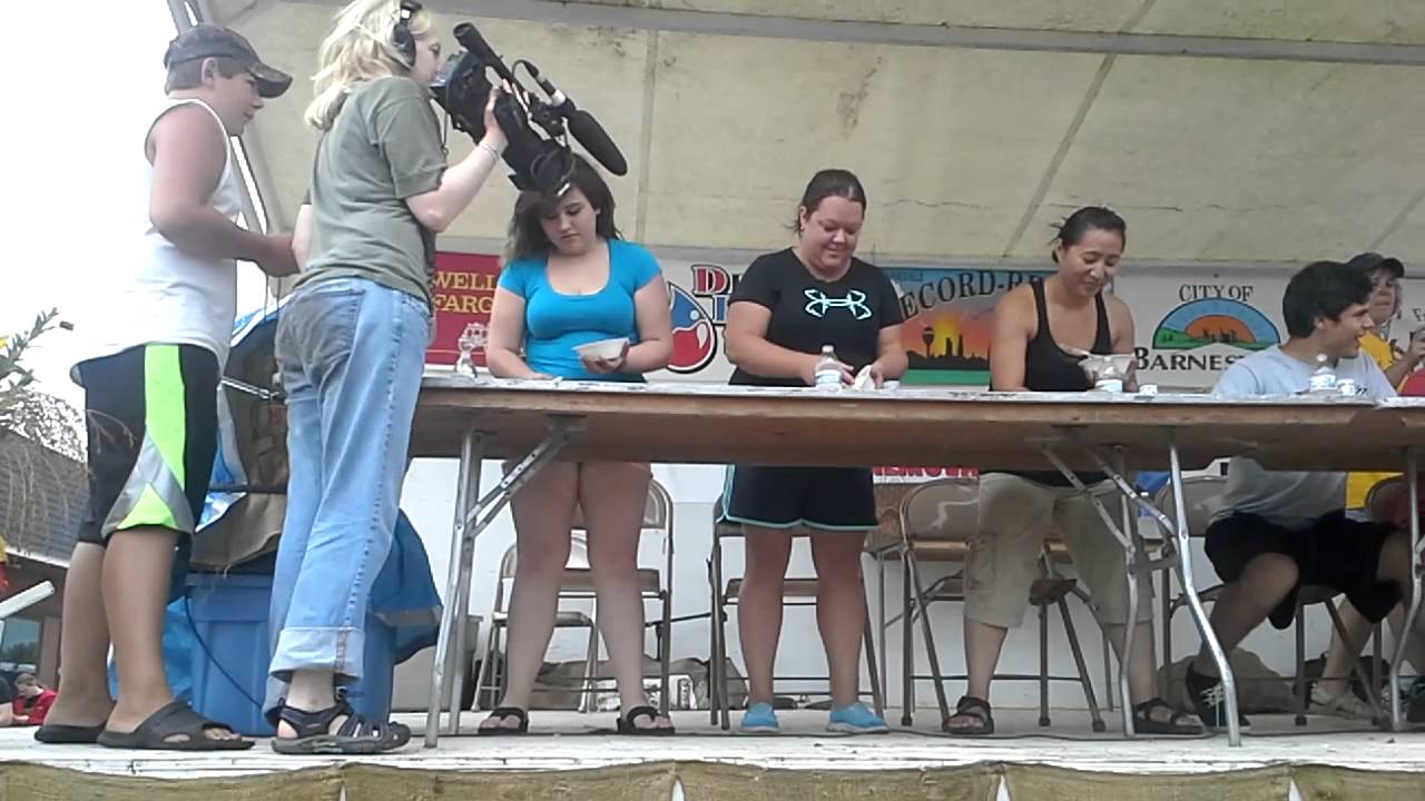 Mashed potato eating contest - YouTube