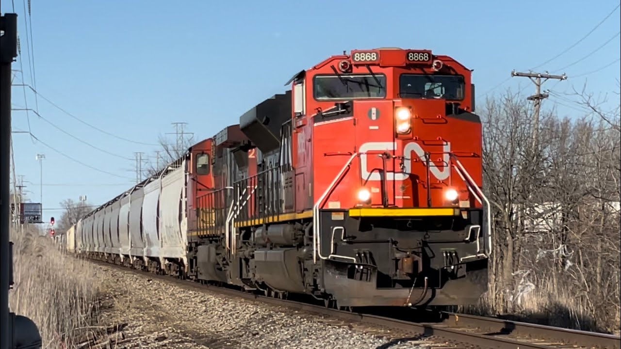 CN 8868 Leads Double DPU’d M383 by Fraser! - YouTube