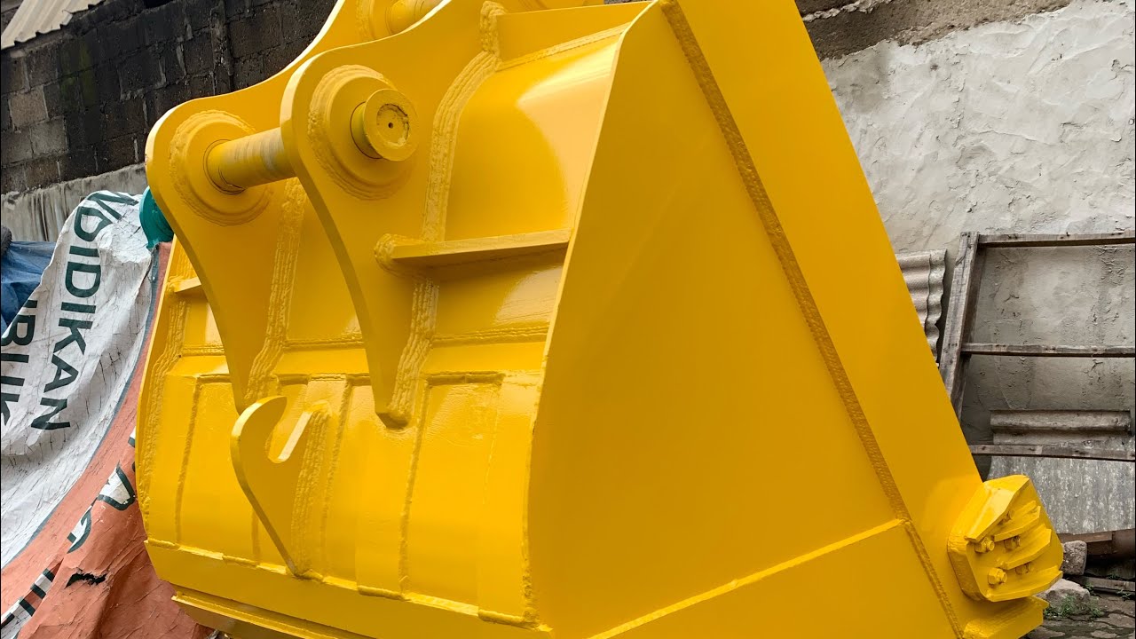 BUCKET EXCA SUMITOMO SH 350 1.8 KUBIK TYPE STANDARD - YouTube