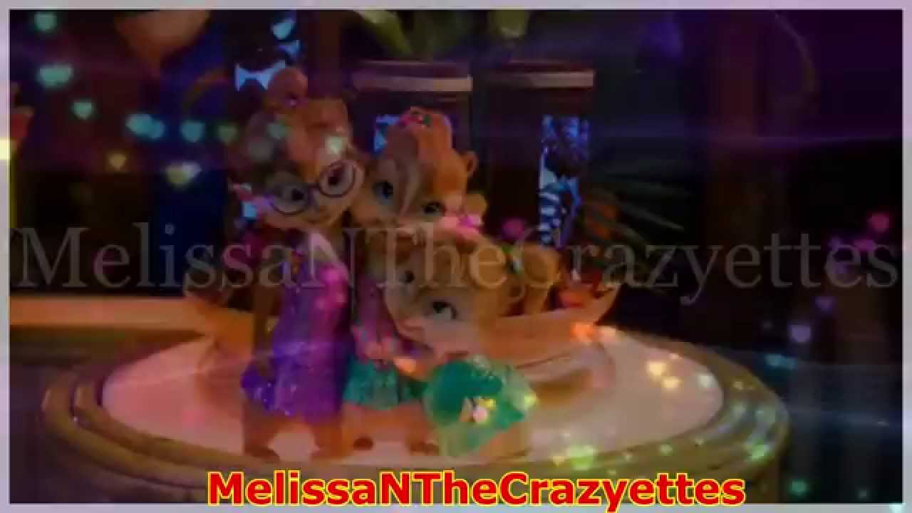 The Chipettes~ Rocking Around The Christmas Tree - YouTube